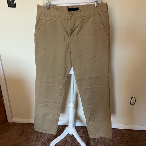 Tommy Hilfiger | Pants | Mens Tan Tommy Hilfiger Khaki Pants Size 33 ...